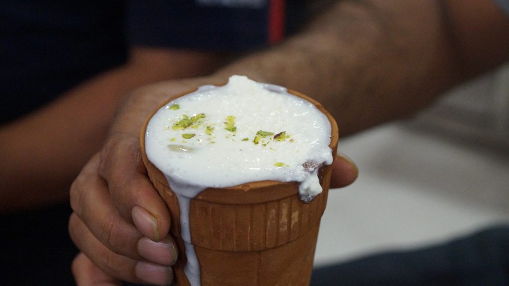 Pear Lassi Recipe: லஸ்ஸி பிரியர்களுக்காக.. பேரிக்காய் லஸ்ஸி செய்வது ...